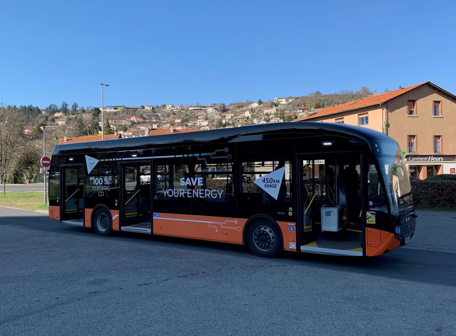 De 6 à 24 mètres : Tour d'horizon des différentes longueurs de bus