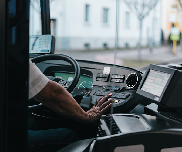 Dit-on Chauffeur ou Conducteur de bus